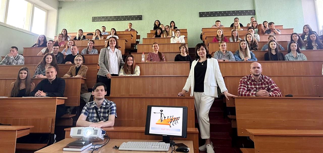 Професіонали-практики діляться досвідом з магістрантами ТНПУ (ФОТО)
